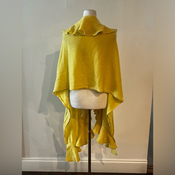 Magaschoni | Accessories | Magaschoni 0 Cashmere Long Ruffle Shawl ...